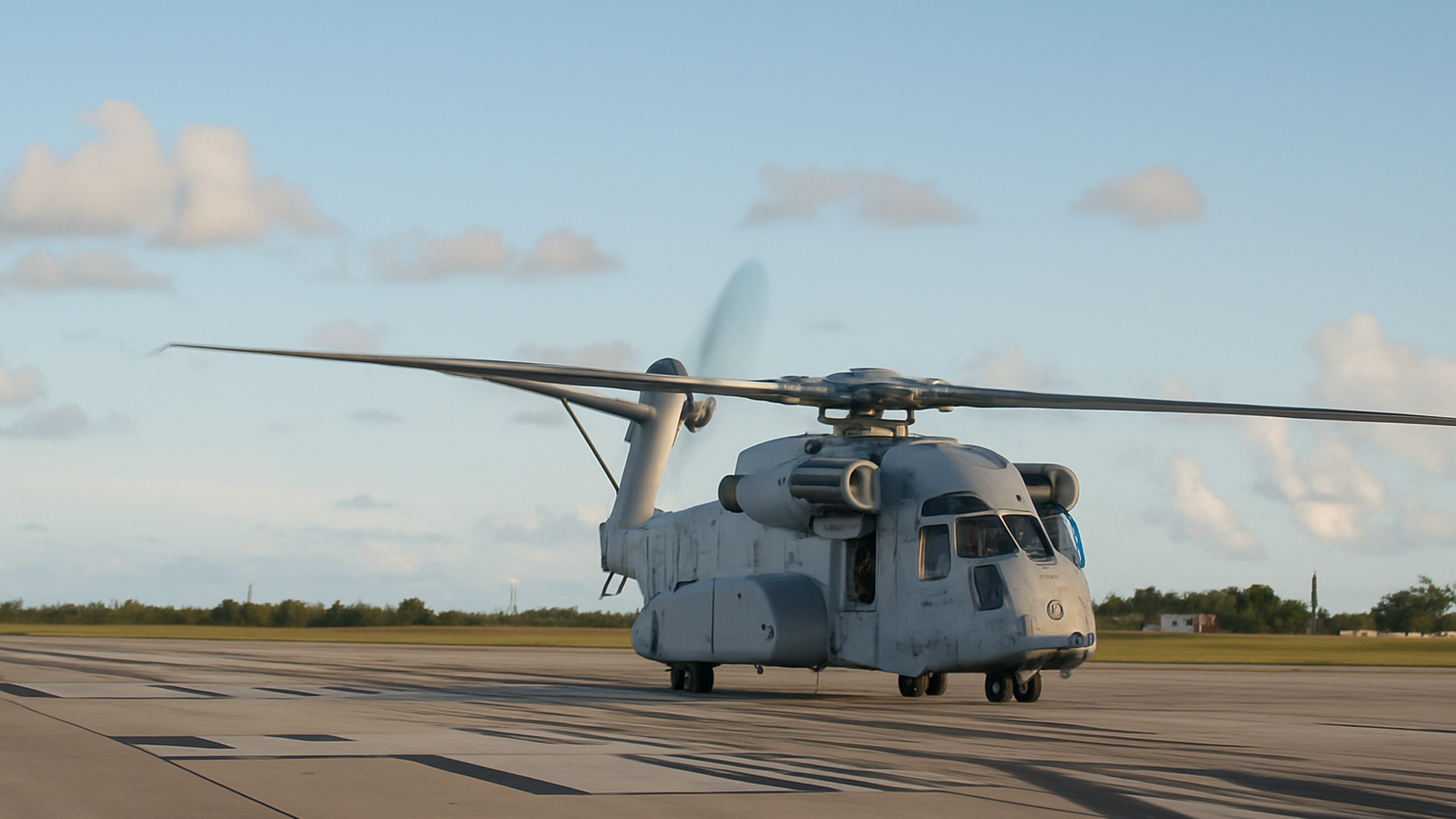 Marine Units Train Jointly in Refueling Operations