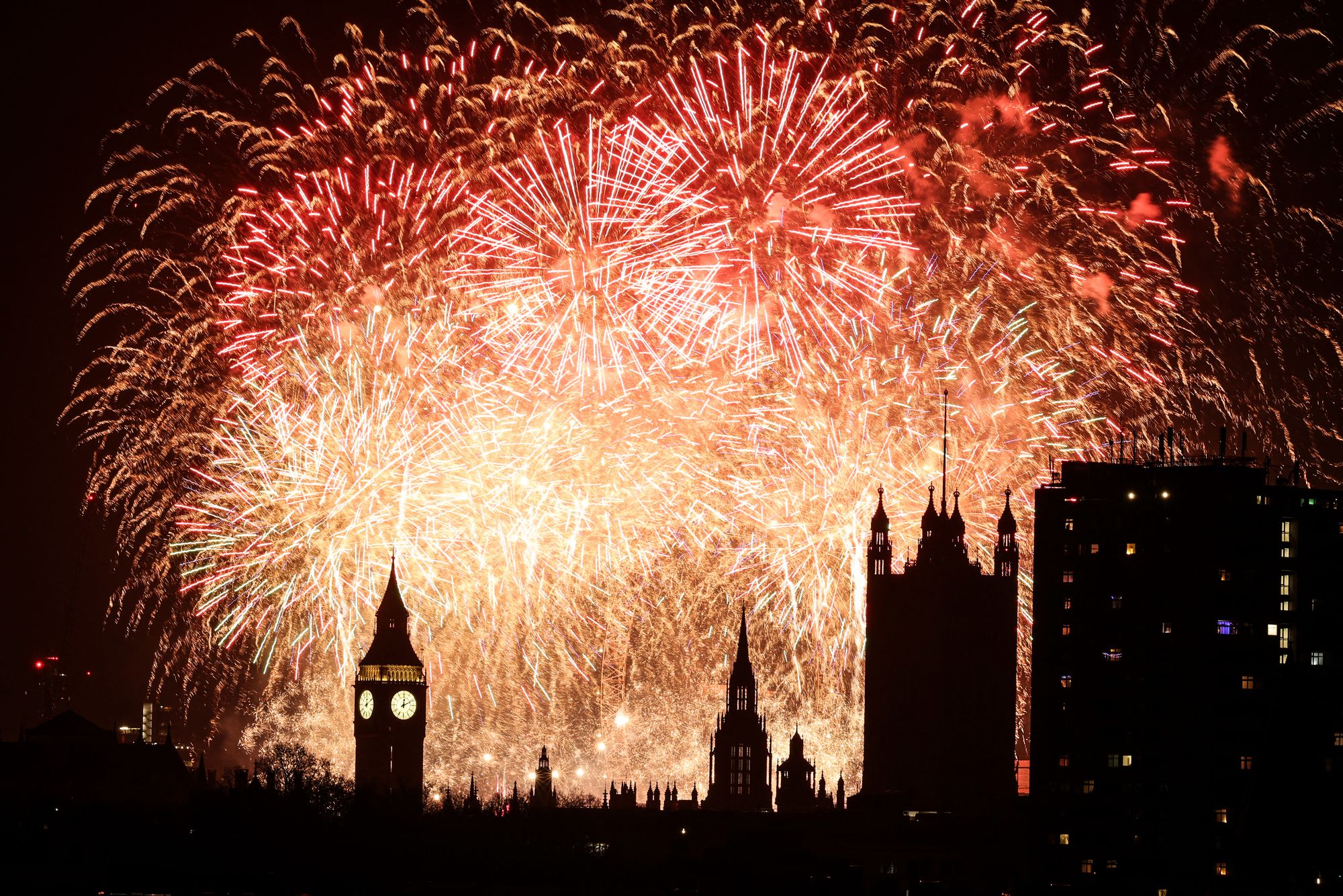 London New Year's Eve Fireworks 2025: The rooftop venues with the best ...