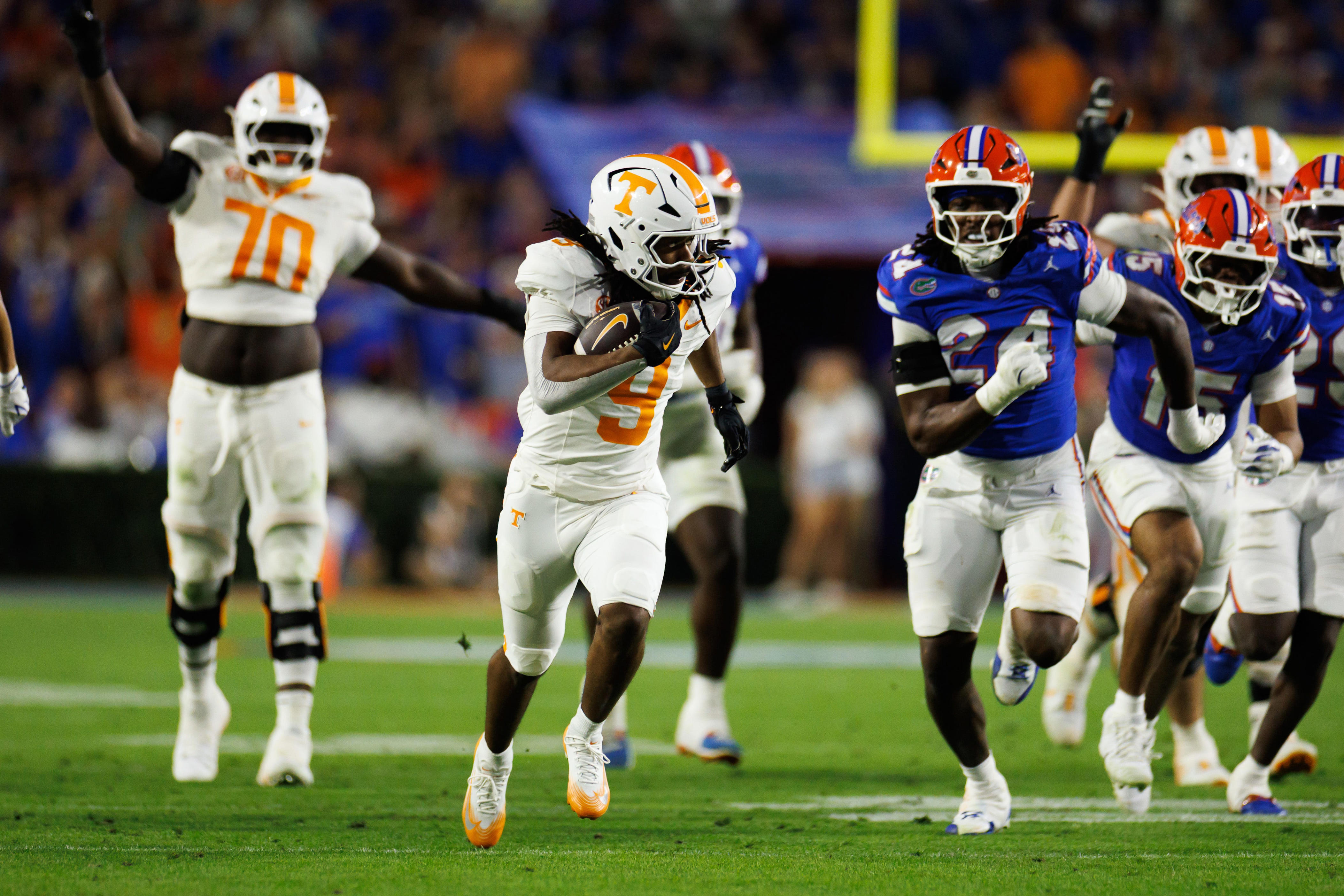 SEC football standings after Tennessee's big win in Week 13