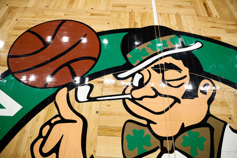 Today in Boston Celtics history: Rondo trade; most team assists in '85