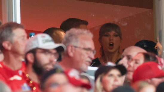 Is Taylor Swift at the Chiefs game today vs Colts? Latest from ...