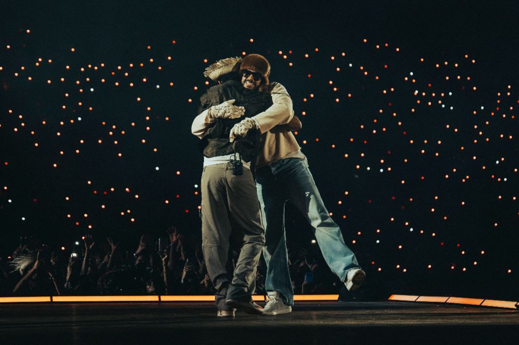 Romeo Santos Makes Surprise Appearance at Bad Bunny's Show in the DR