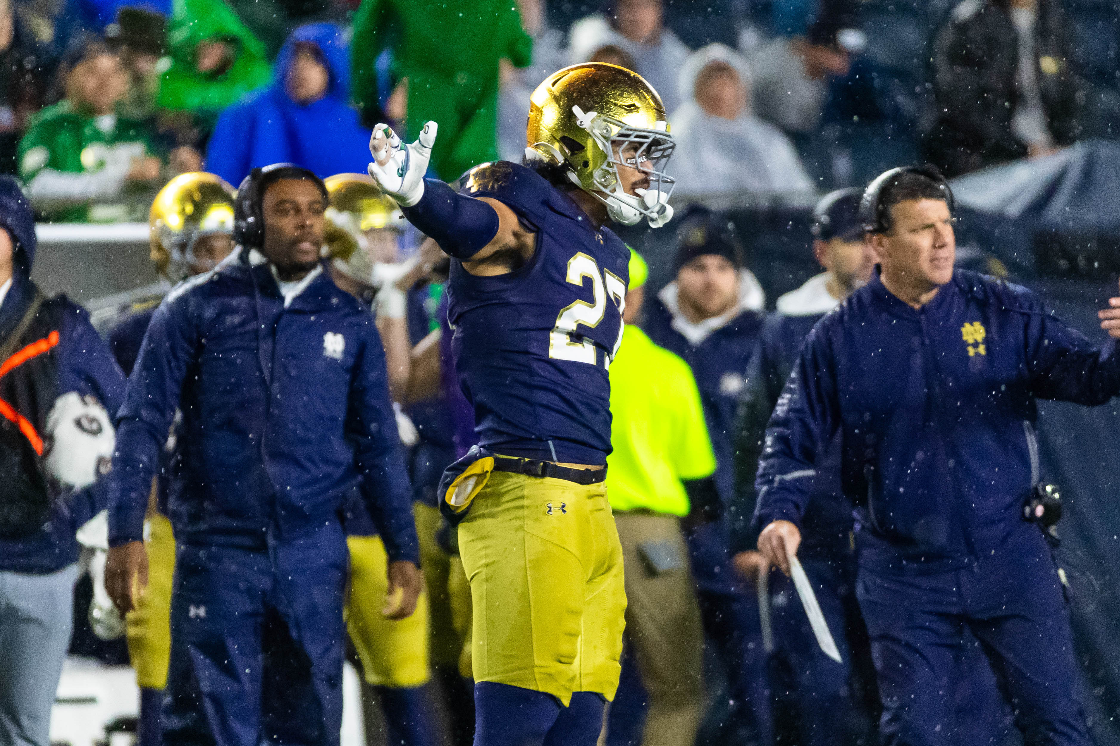 Greg McElroy names Notre Dame linebackers as best in the country