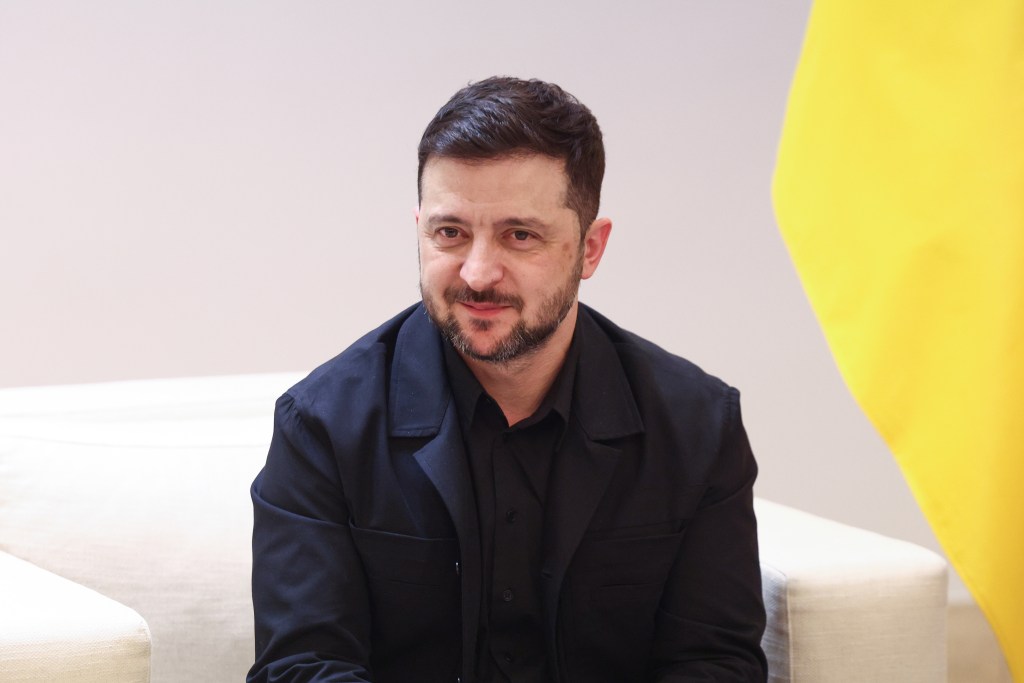 Zelensky thanks Trump for support after criticism — but tries to ...