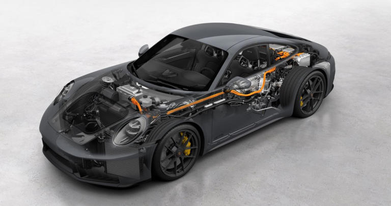 Porsche Is Keeping Combustion Alive With a New Water-Injection System