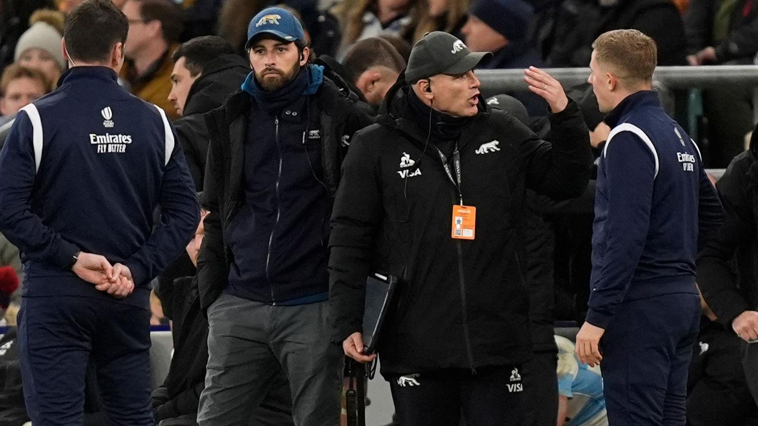 England's Curry a 'bully' who pushed me - Contepomi