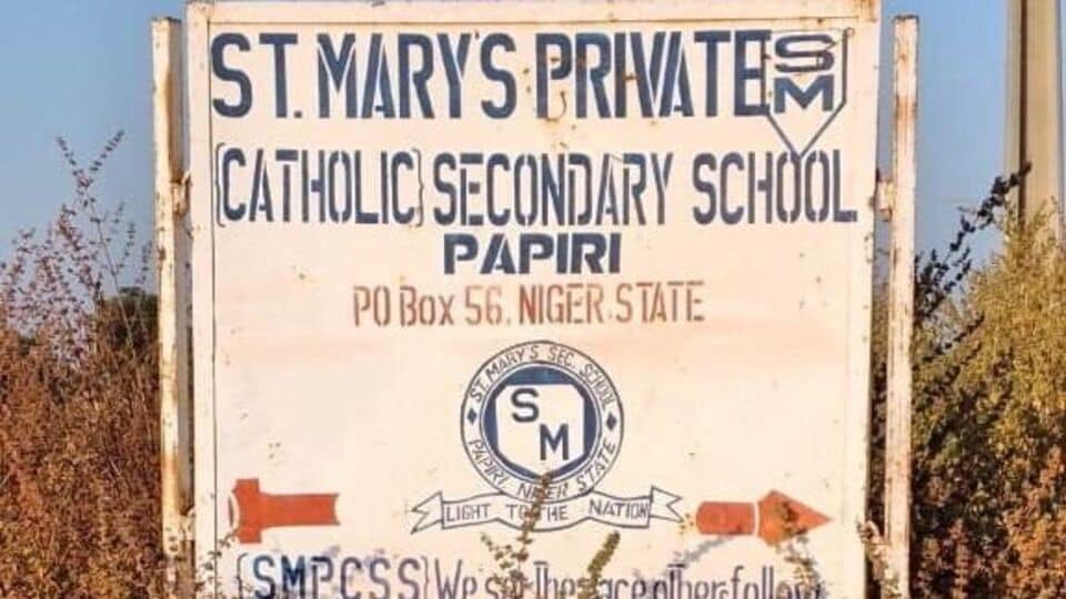 Nigeria school kidnapping: 50 children escape, 253 still in captivity