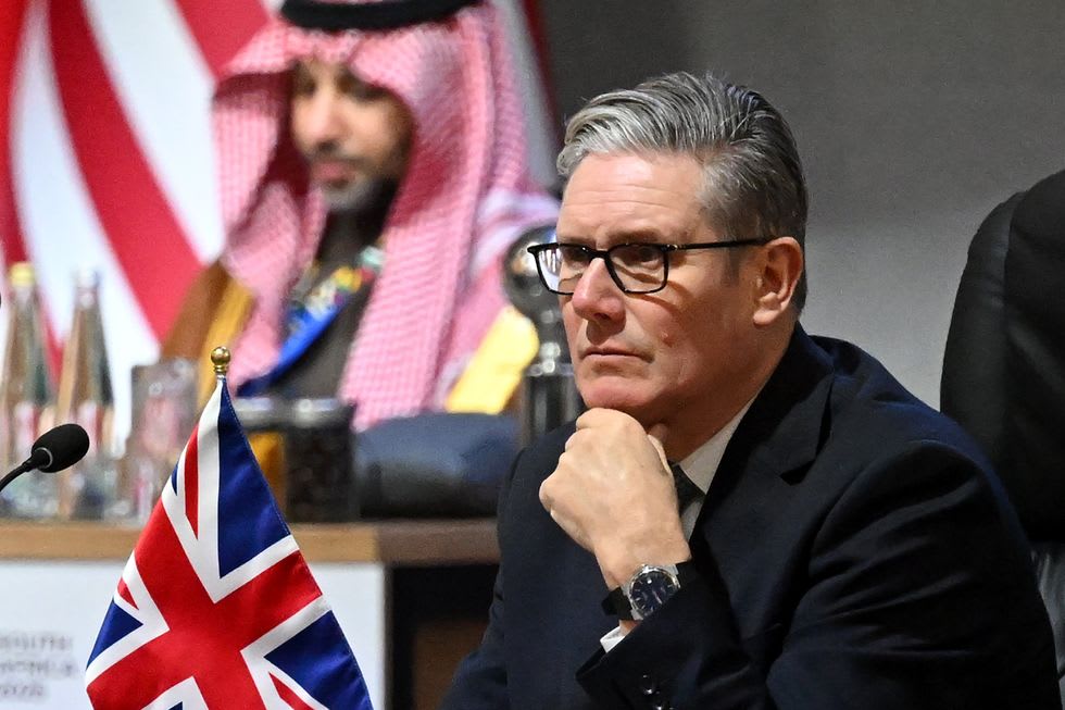 Zack Polanski 'very tempted' to run against Keir Starmer as Green Party leader issues warning to PM