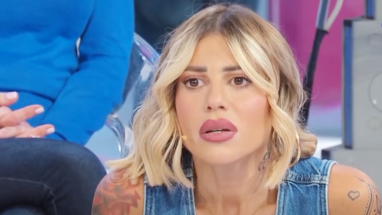 Uomini e Donne: Chi è Lucia? Età, Instagram, Francesco S. Tutto sulla ...