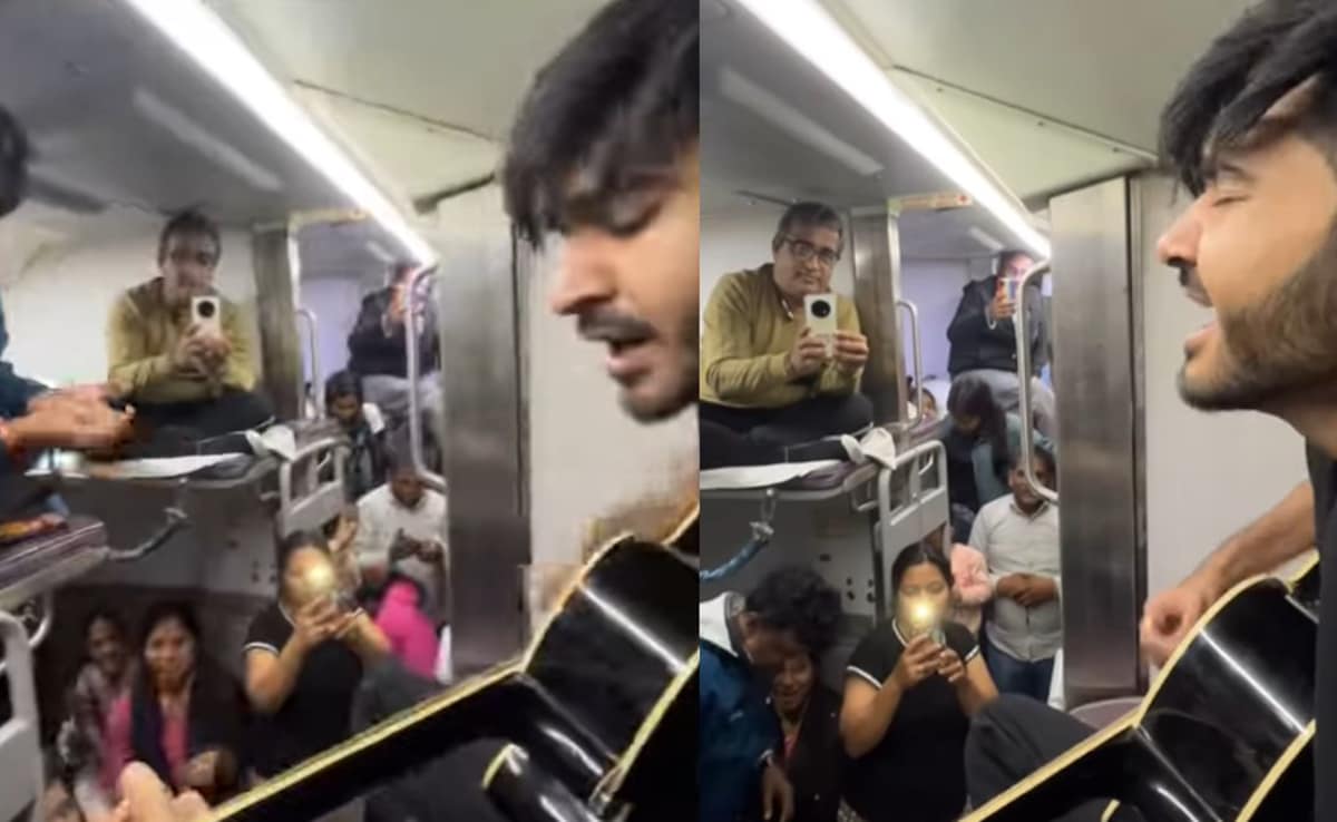 Passengers Rejoice As Band Turns Train Coach Into A Mini Concert