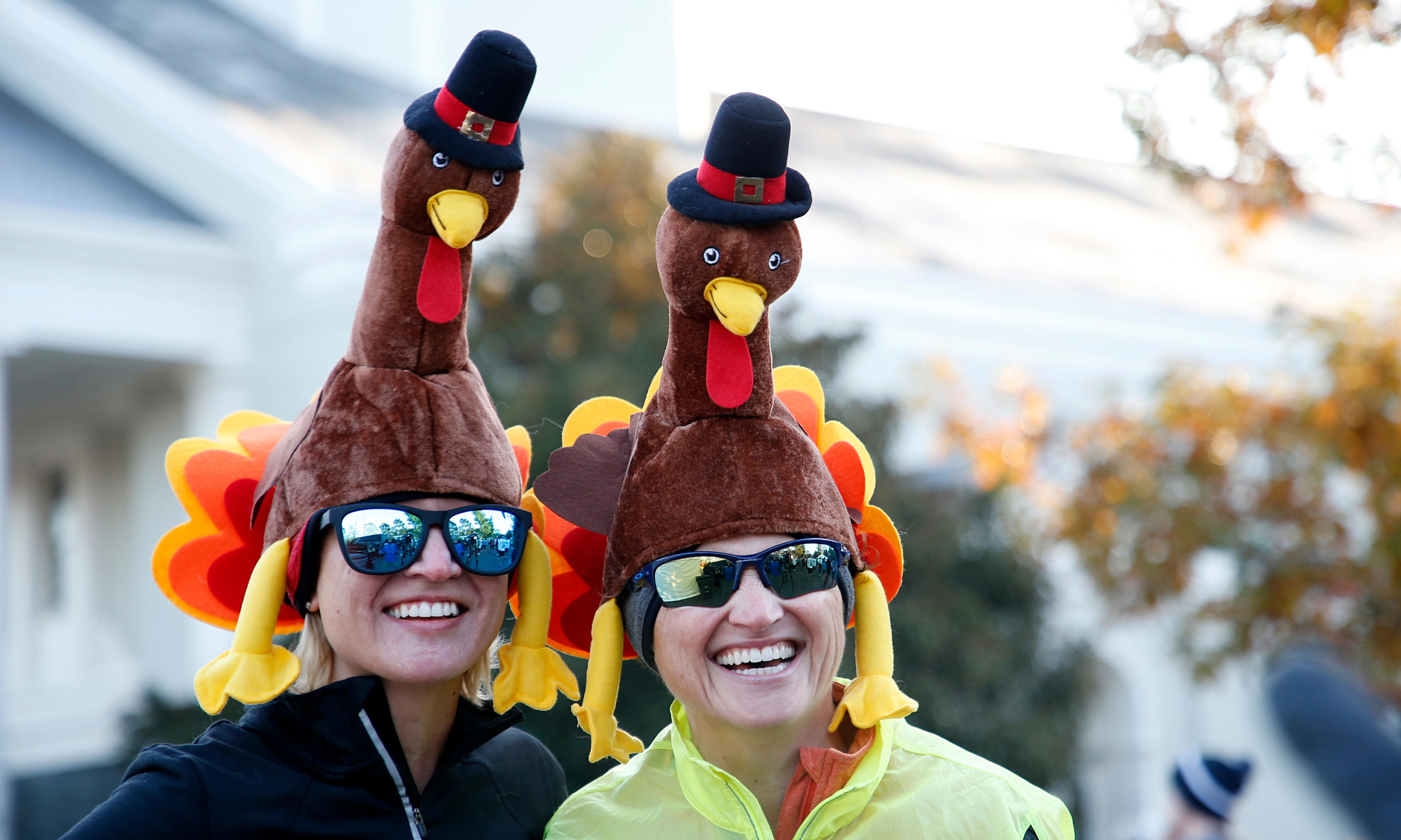 How local Turkey Trot running events help runners celebrate Thanksgiving