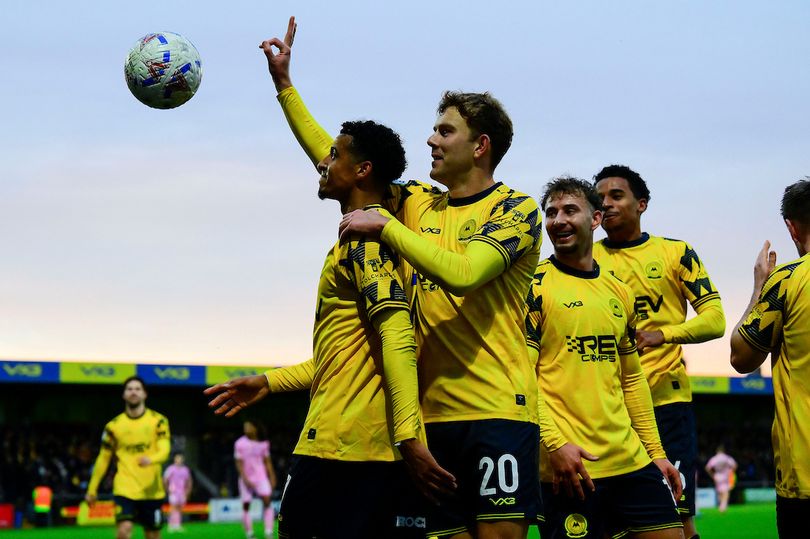 Torquay United 'magnificent seven' delight in thrashing of Eastbourne ...