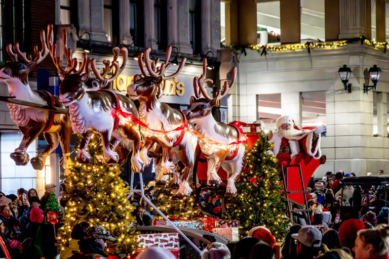 Photos: The 2025 GR Santa Parade and tree lighting