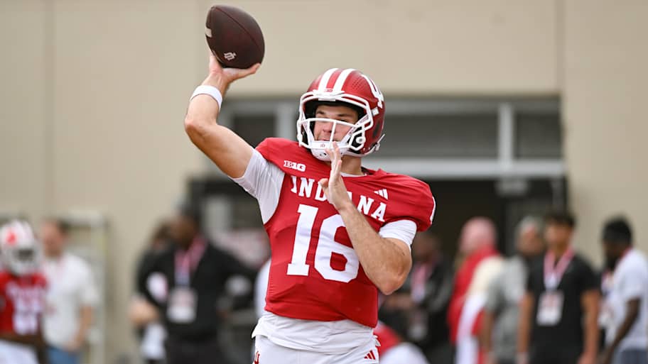Indiana Football Has Seen 'Big Step' from Alberto Mendoza — Enough to ...