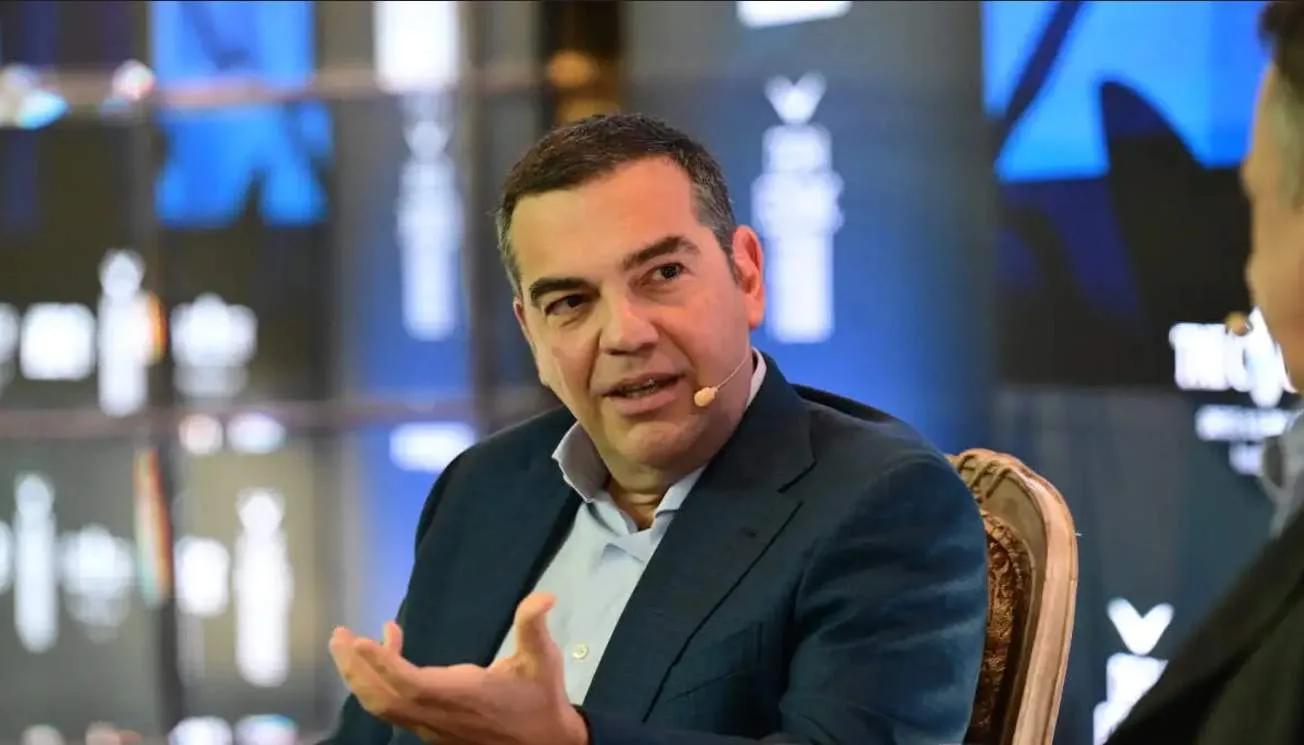 Η Πάτρα αναζητά την «Ιθάκη»: Μεγάλο το κύμα προσμονής αναγνωστών στα ...