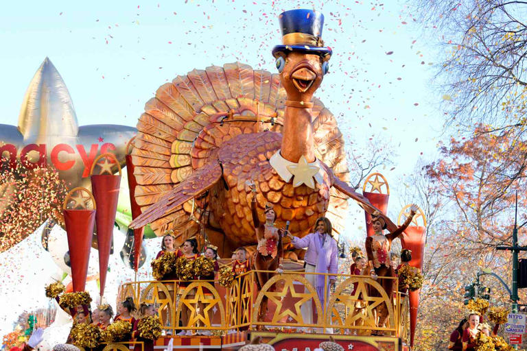 Macy’s Thanksgiving Day Parade 2025: Everything to Know About This Year ...