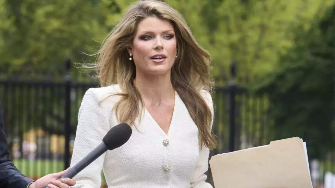 Who is Lindsey Halligan? From Miss Colorado finalist to being called ...