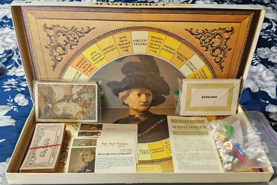 5 Valuable Items Hiding in Every Thrift Store