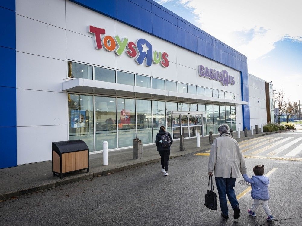 Mass closures leave workers scrambling across Canada