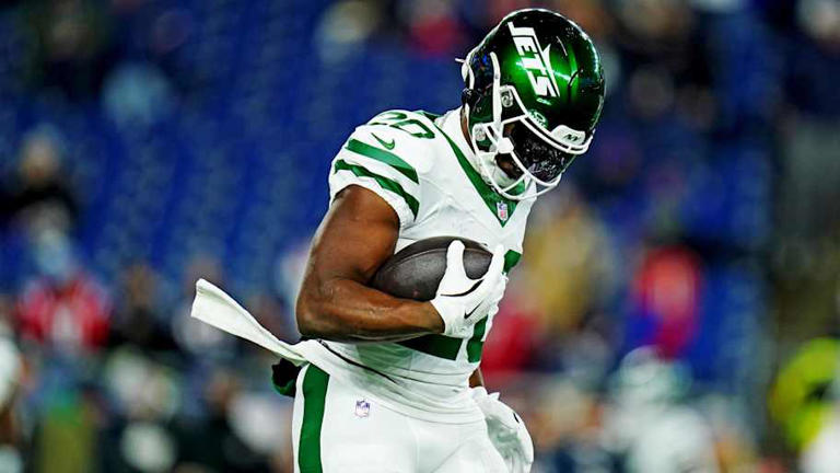 Jets Insider Gives Update On Breece Hall's Future In New York