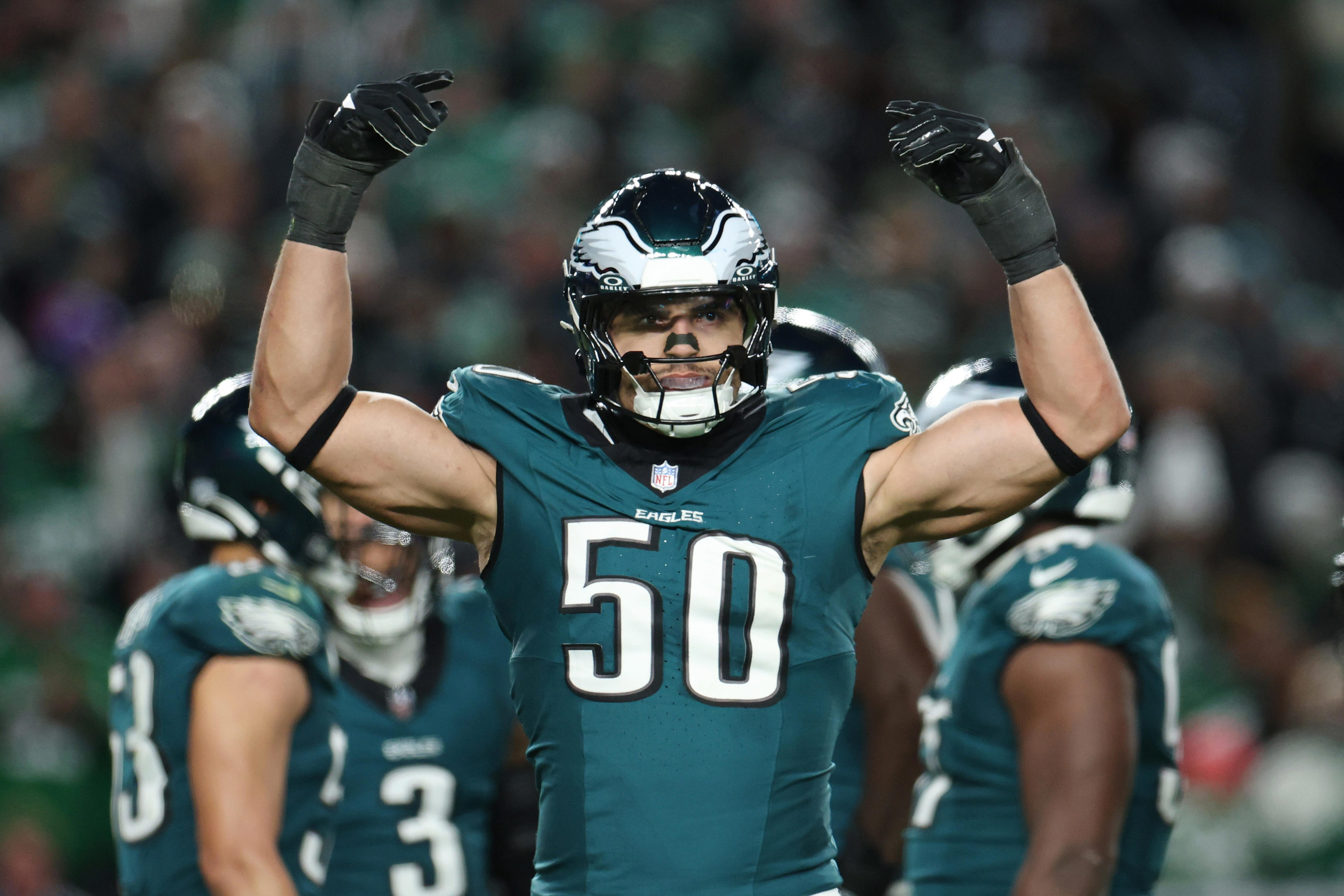 Panthers to sign Eagles' pass rusher Jaelan Phillips to $120M deal