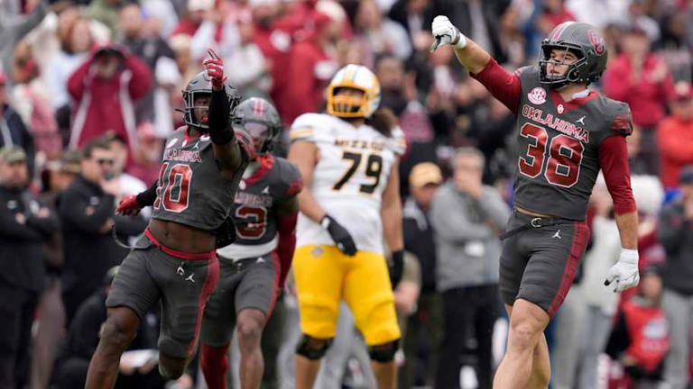 Check Out Oklahoma's Pro Football Focus Grades, Snap Counts in Win Over ...