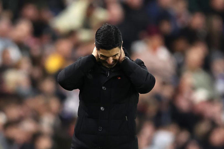 Alan Shearer makes 'scared' claim as Arsenal sent clear title message ...