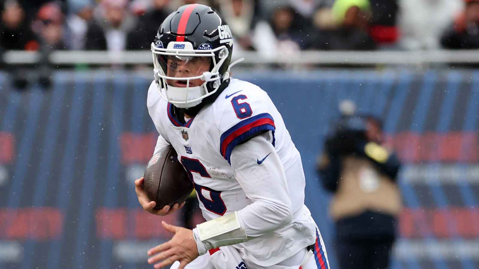 Giants’ Mike Kafka pushes back on narrative that Jaxson Dart is regressing