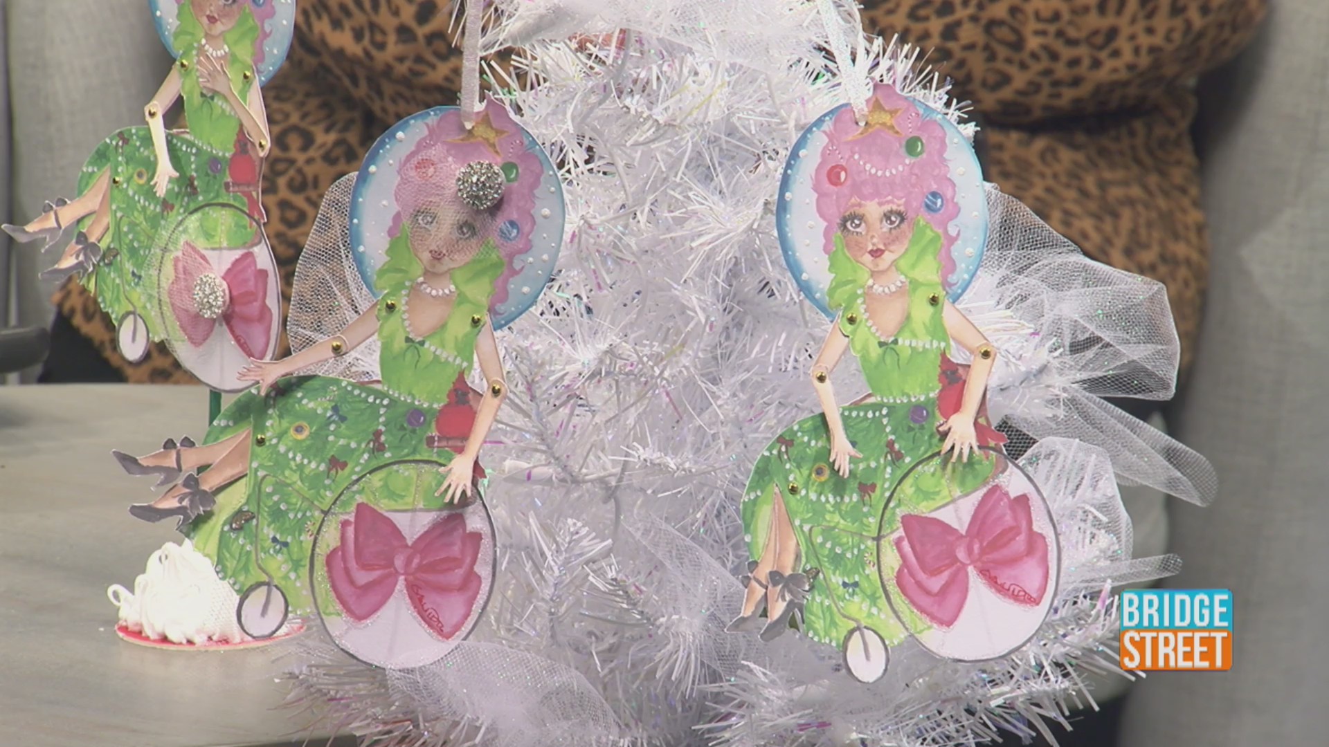 Inclusive Paper Dolls for a Good Cause