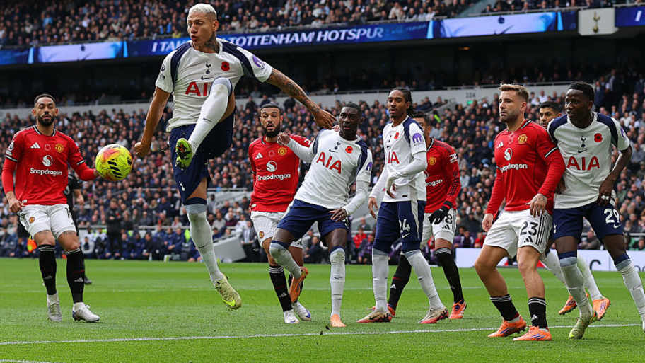 Man Utd Condemn Spurs Star to Bizarre Premier League Record