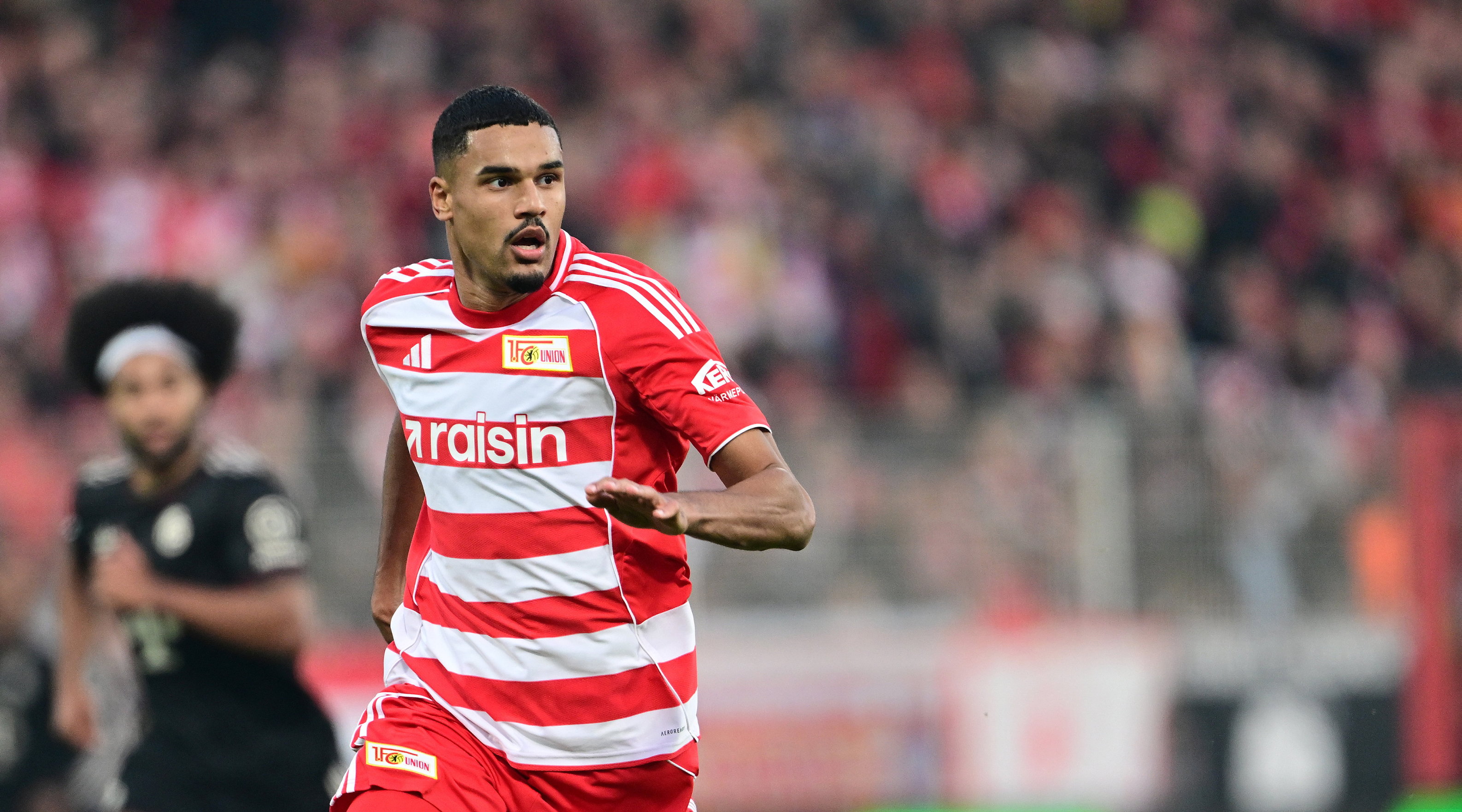 'Doekhi maakt zijn keuze en wil transfervrij vertrekken: topclubs staan ...