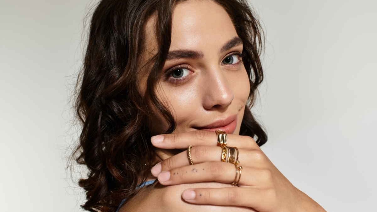 12 types of women men never get over—no matter how hard they try