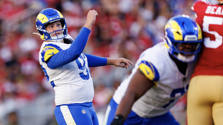 Harrison Mevis will remain the kicker for the Rams this week