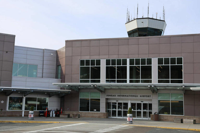 Juneau flights not yet affected by FAA restrictions