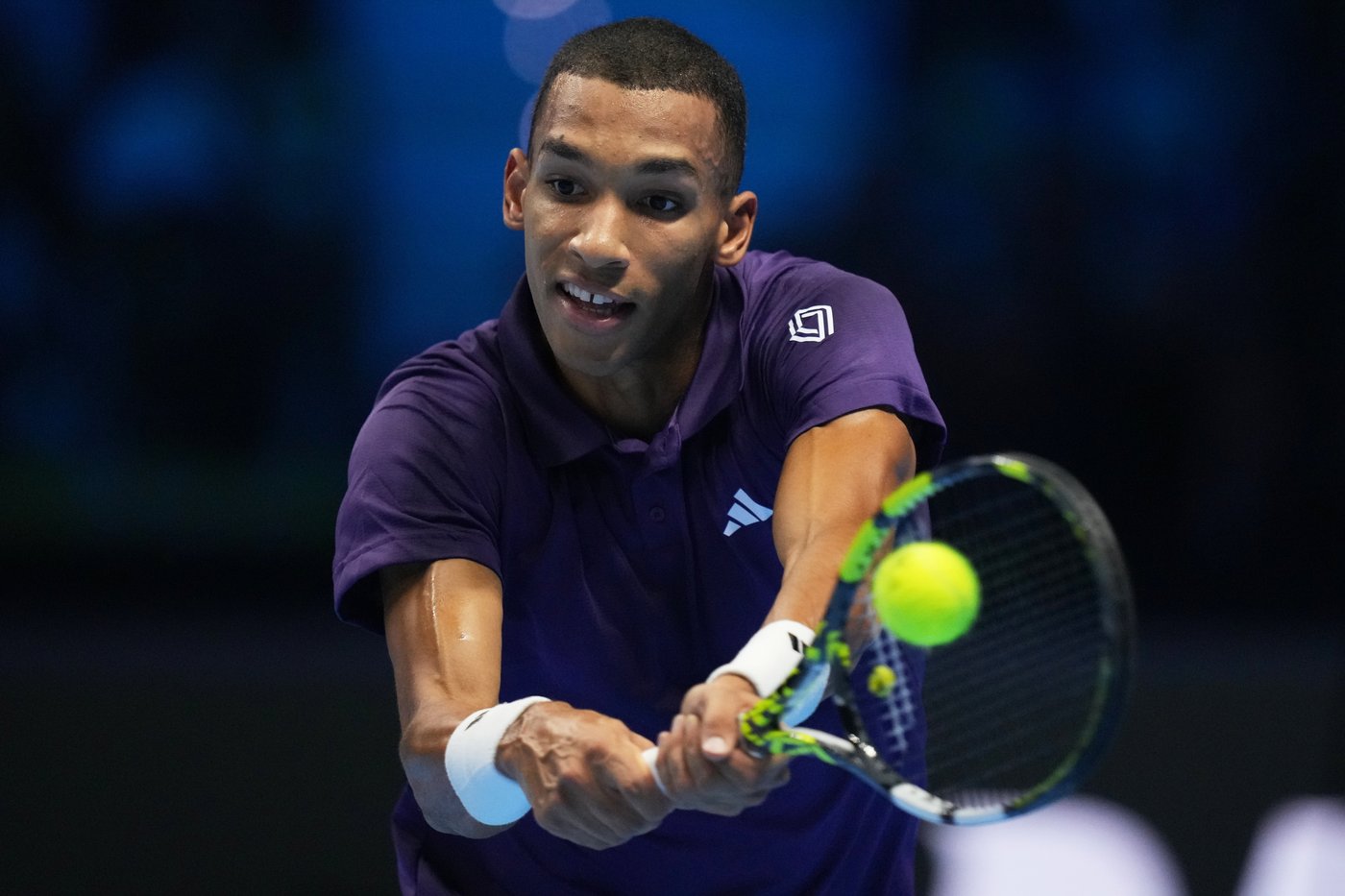 Sinner opens ATP Finals title defense by beating Auger-Aliassime