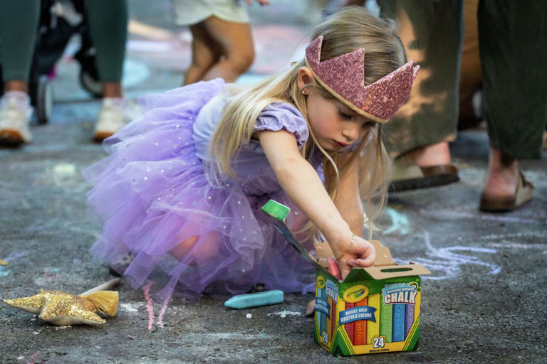 This Austin neighborhood is fighting to keep its magical 'Fairy Alley ...