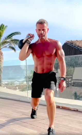 Fabulous 50s: Transform Your Body with This Full-Body Workout
