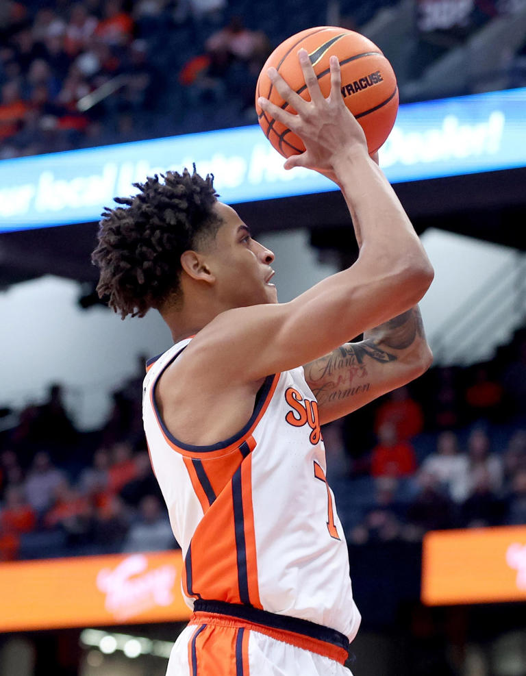 What are those red Xs on the Syracuse basketball scoreboard and how do ...