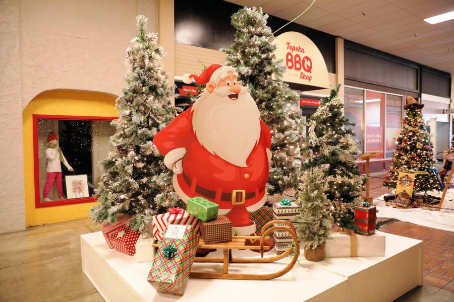 What to know for the 2025 SLI Festival of Trees in Topeka