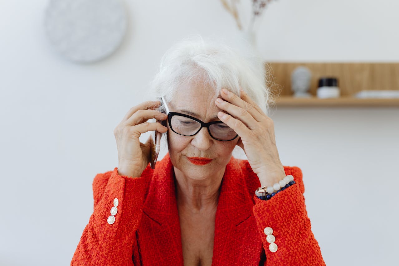 15 Daily Habits That Become Annoying After 50