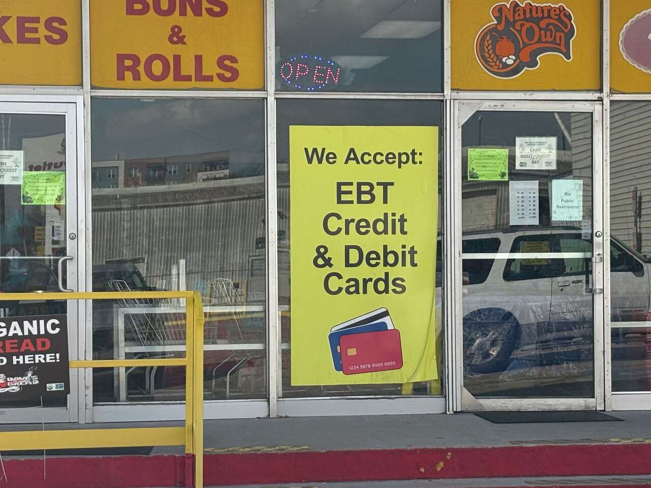 Some Texas SNAP recipients to begin receiving payments today