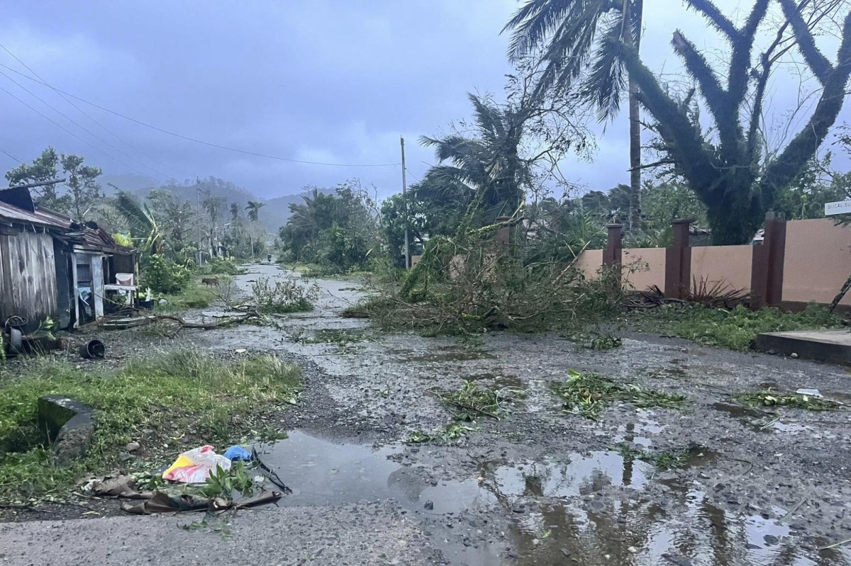 Typhoon Fung-Wong weakens into typhoon, heads to Taiwan