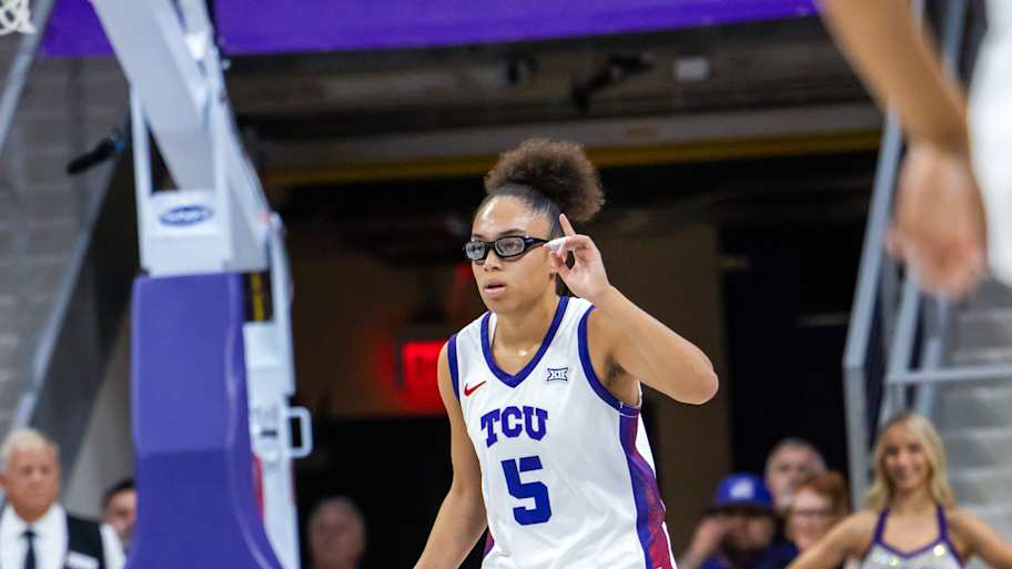 TCU Women's Basketball Flies Past Sam Houston