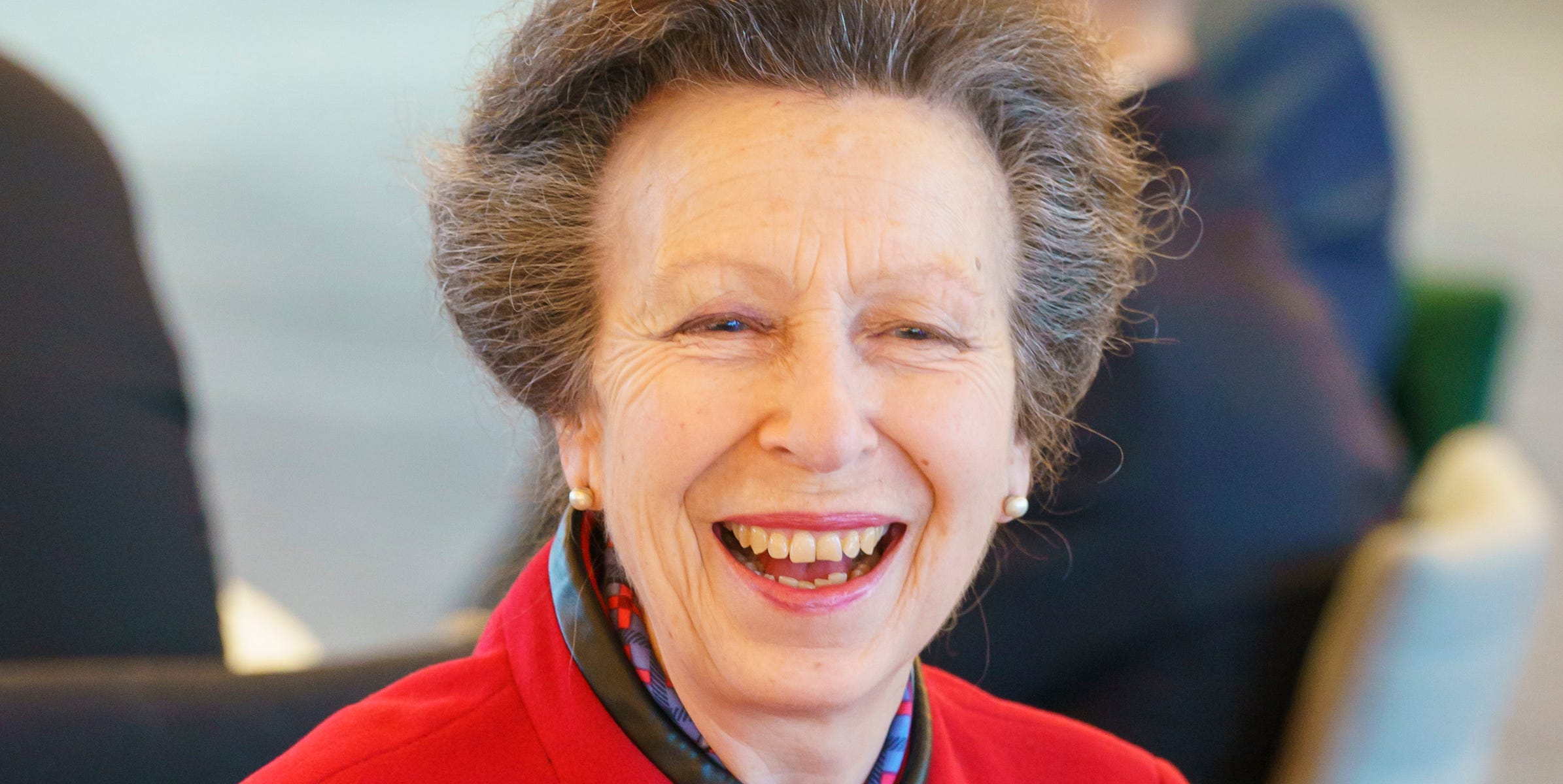 The 80s are back (again): Princess Anne rewears one of her favourite ...