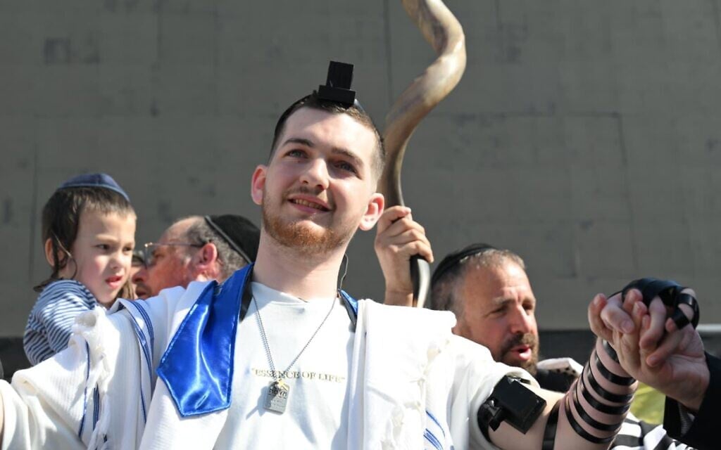 Freed hostage Bar Kuperstein says he prayed to God regularly in Hamas ...