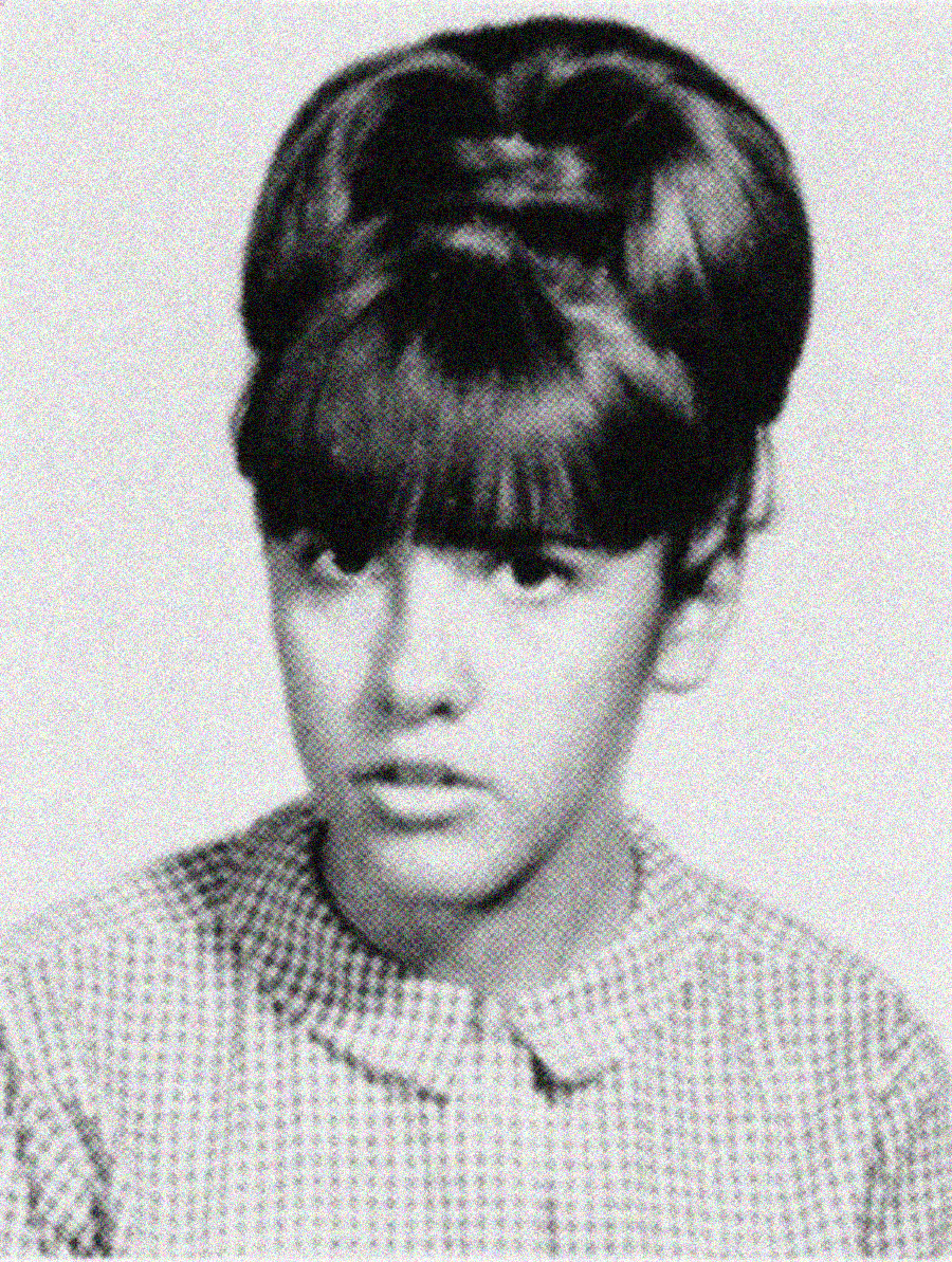 20 Yearbook Photos of Female Rock Musicians from the 1980s
