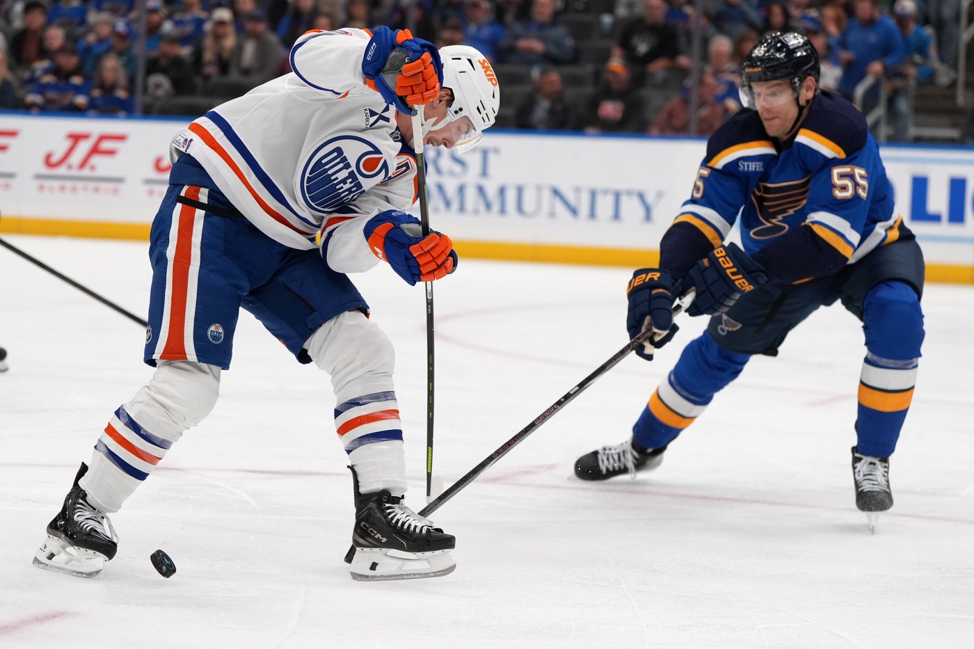Les Oilers inscrivent le nom de Ryan Nugent-Hopkins sur la liste des ...