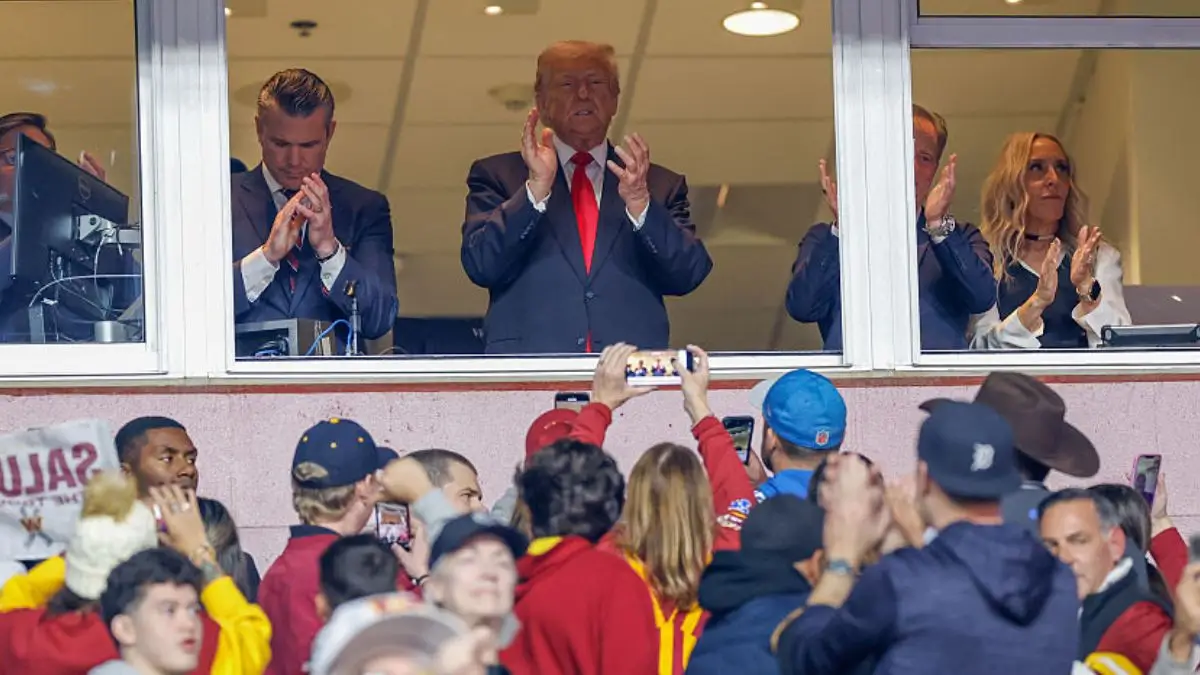 ‘Wow! Just Wow’: Trump Booed So Loudly at the Commanders Game That the ...