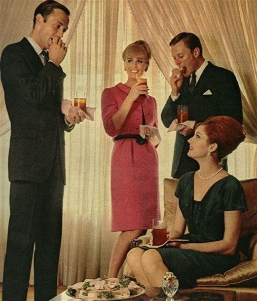 24 Vintage Photos That Open a Window into Wealthy 1960s Living