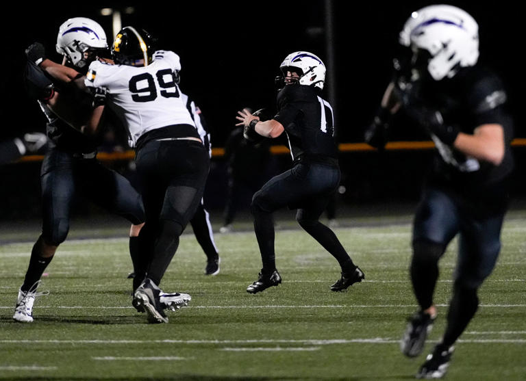 Iowa high school football state semifinal schedule: Every Iowa City ...